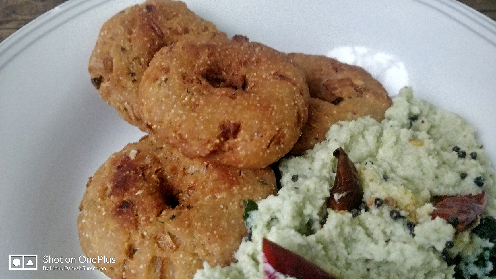 Instant Uzhunnu Vada At Home, Without Uzhunnu: Monu Danesh Surendran ...